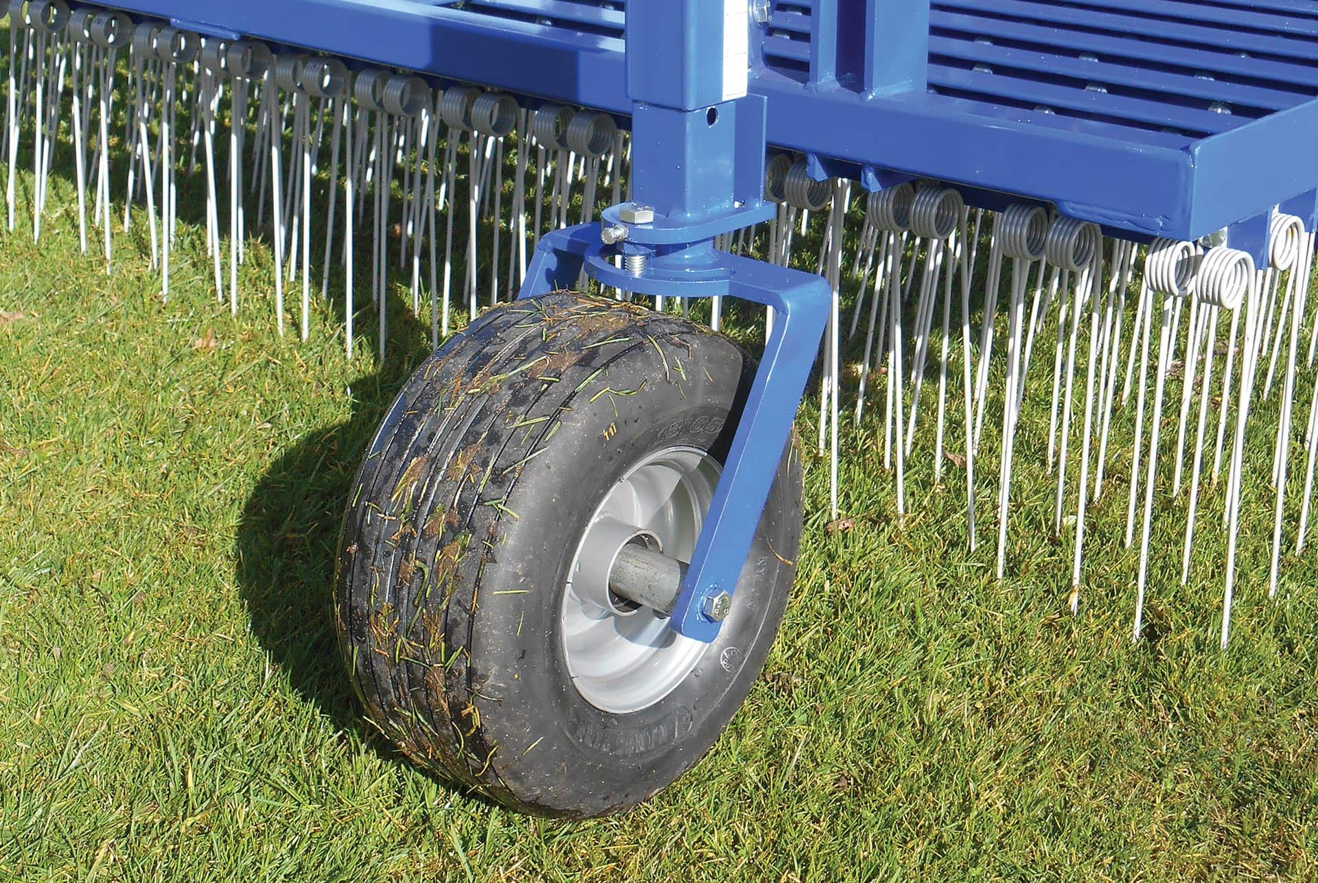 Campey™ - UniRake - Campey Turf Care Systems