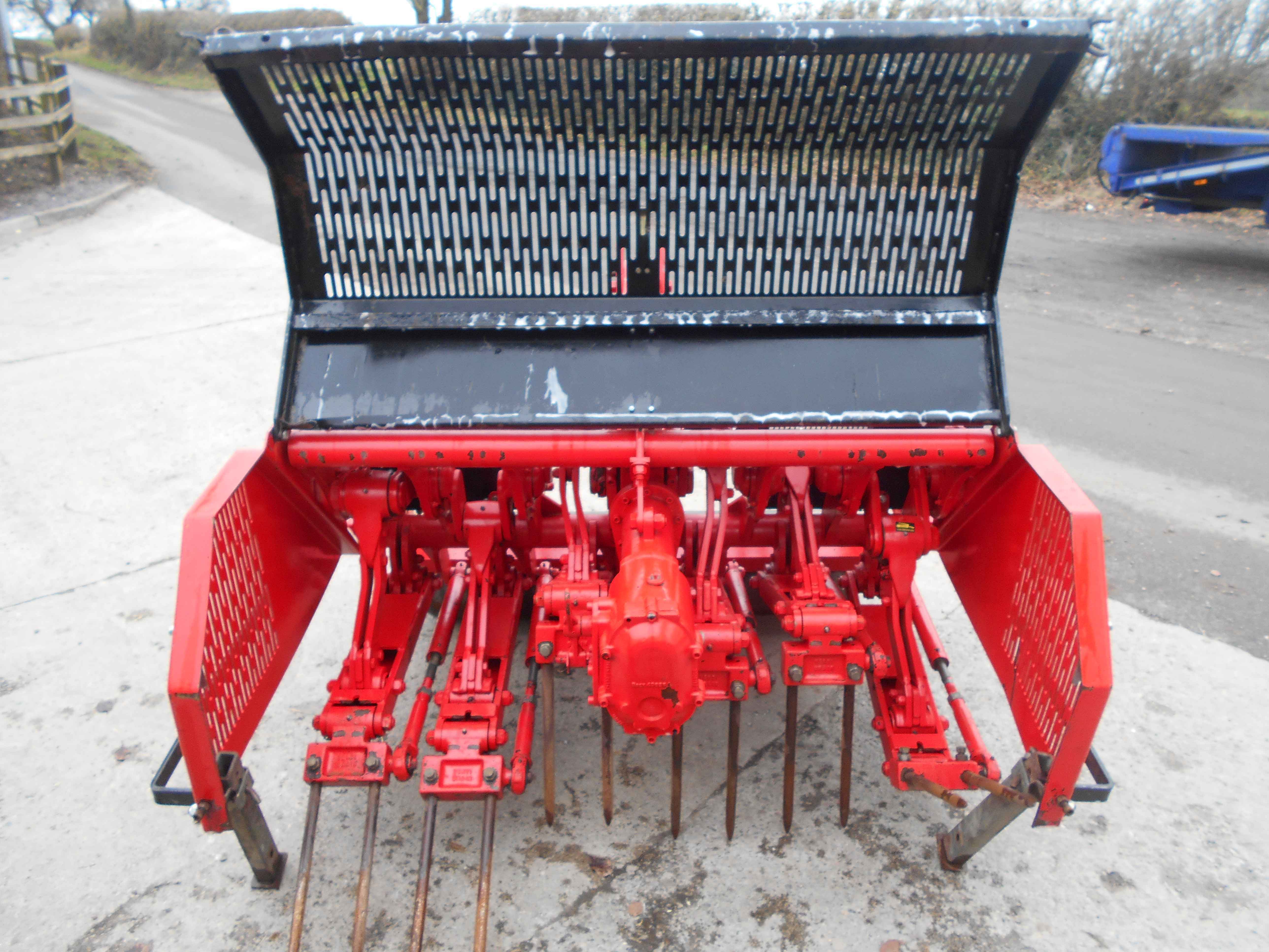 Used Products – Aeration / Decompaction & Verti-drains – Campey Turf ...