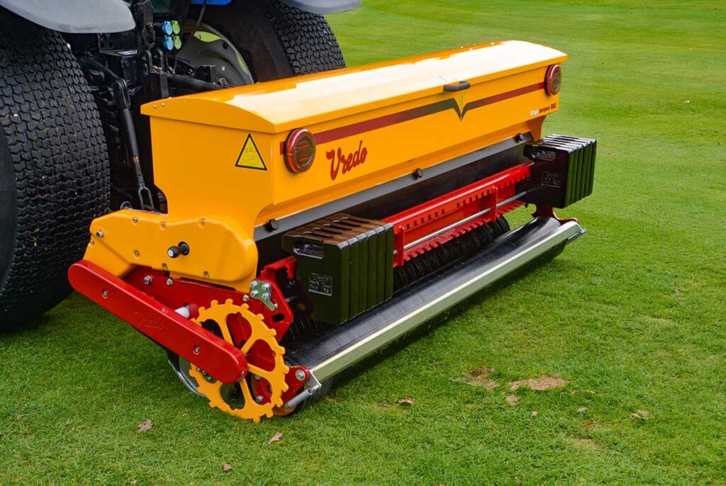 Vredo – Single Compact - Campey Turf Care Systems