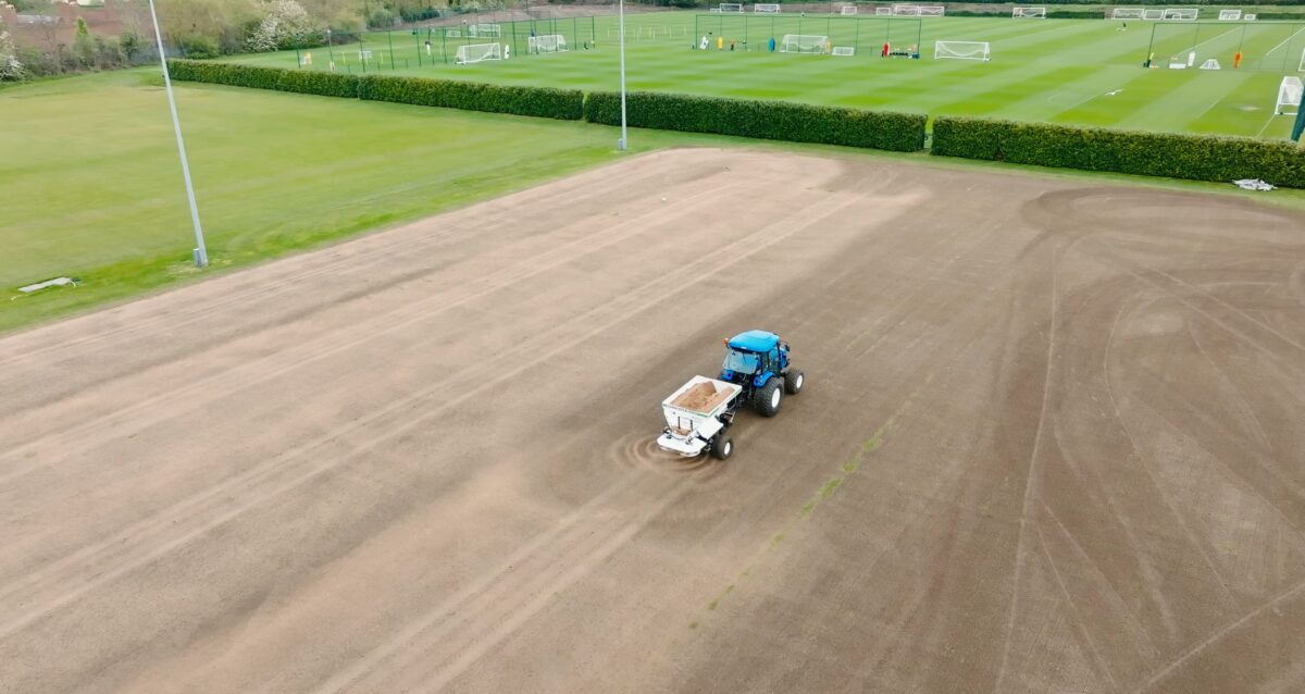 Dakota - Turf Tender - Campey Turf Care Systems